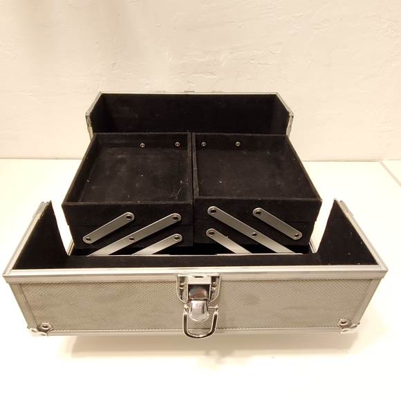 Storage & Organization | Metal Make Up Travel Or Storage Box | Poshmark